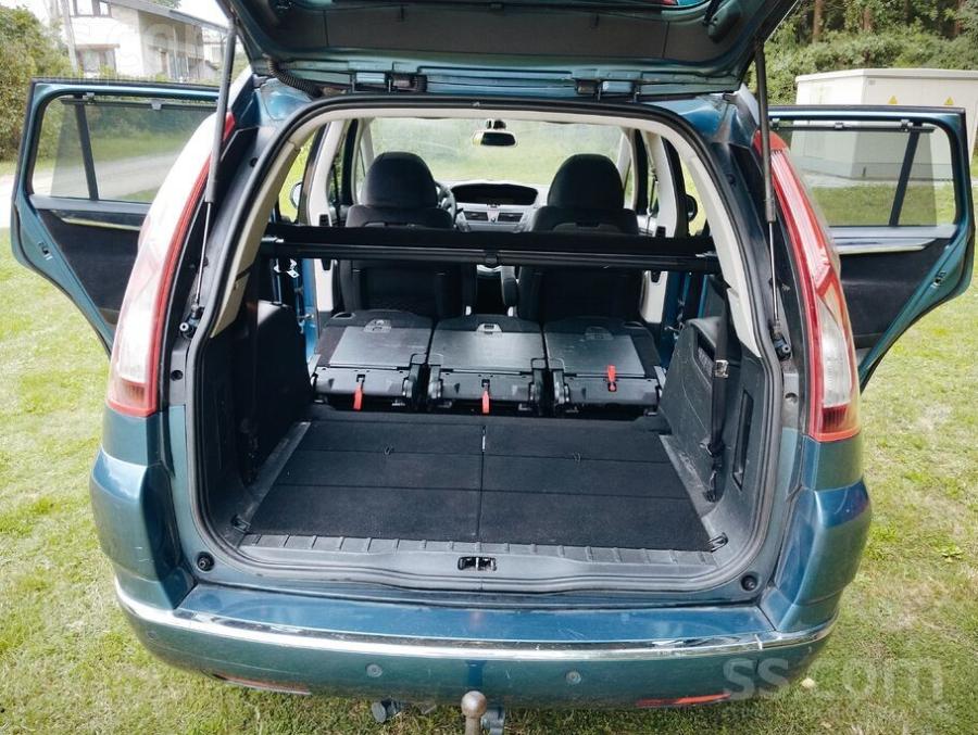 Zils Citroen c4-picasso 2010 Rīga, ar dzinēja tilpumu 2.00 L un nobraukumu 236 tūkst. km par 3300 €, foto 10 vietnē AUTOMOTO.COM.LV