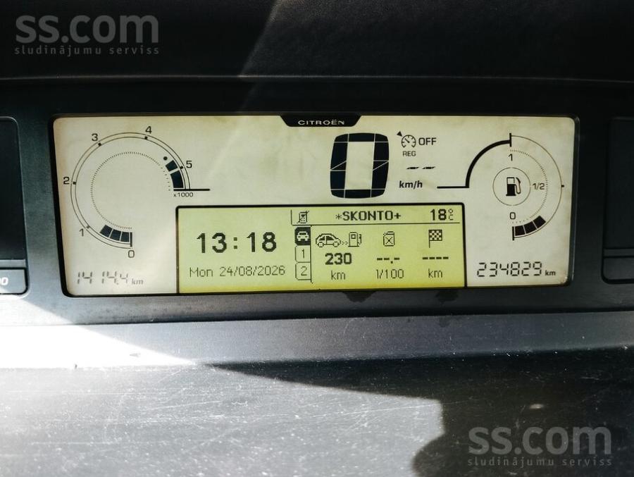 Zils Citroen c4-picasso 2010 Rīga, ar dzinēja tilpumu 2.00 L un nobraukumu 236 tūkst. km par 3300 €, foto 19 vietnē AUTOMOTO.COM.LV