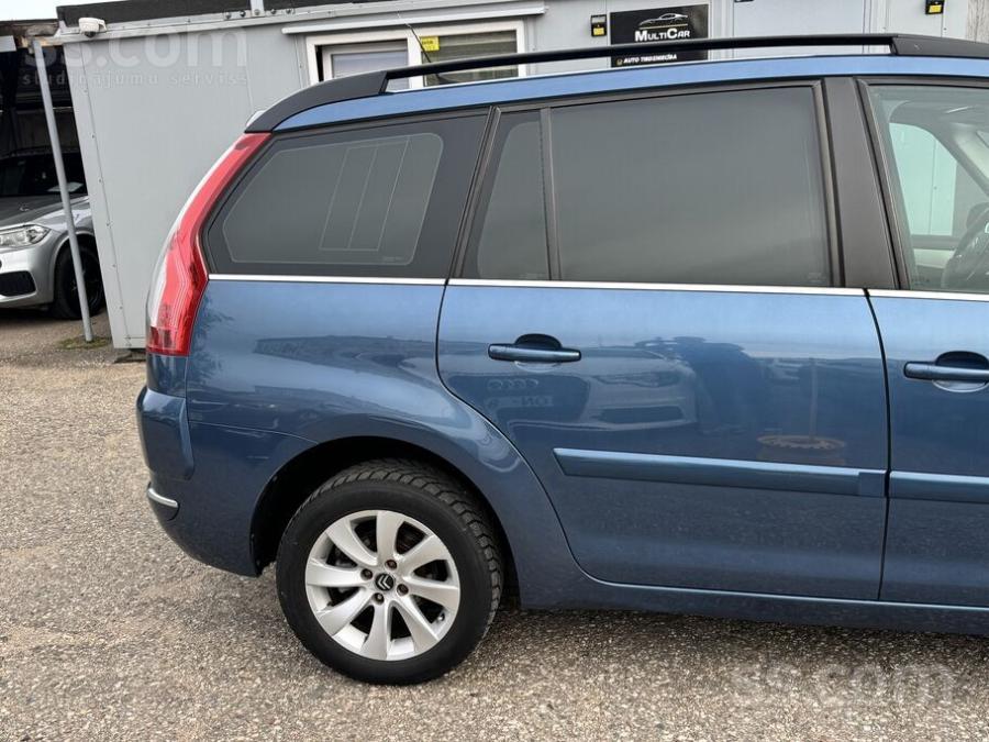 Zils Citroen c4-picasso 2010 Daugavpils, ar dzinēja tilpumu 1.60 L un nobraukumu 0 tūkst. km par 3350 €, foto 9 vietnē AUTOMOTO.COM.LV