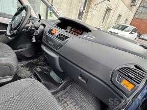 Zils Citroen c4-picasso 2010 Daugavpils, ar dzinēja tilpumu 1.60 L un nobraukumu 0 tūkst. km par 3350 €, foto 16 vietnē AUTOMOTO.COM.LV