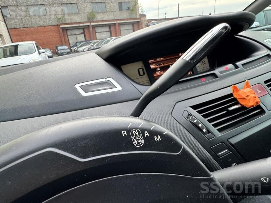 Zils Citroen c4-picasso 2010 Daugavpils, ar dzinēja tilpumu 1.60 L un nobraukumu 0 tūkst. km par 3350 €, foto 20 vietnē AUTOMOTO.COM.LV