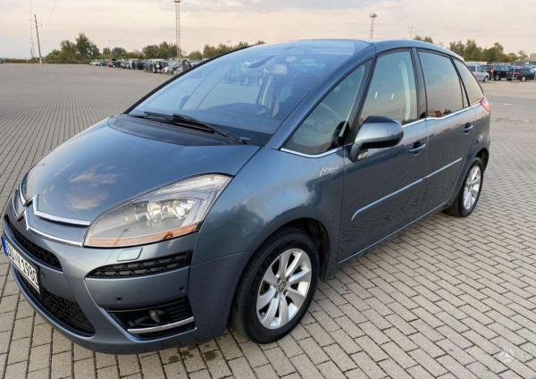 Blue Citroen c4-picasso 2011 in Marijampole, with an engine capacity of 1.56 L and mileage of 172 thousand km for 3100 €, photo 2 on AUTOMOTO.COM.LV