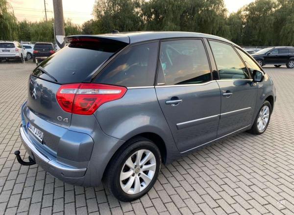 Blue Citroen c4-picasso 2011 in Marijampole, with an engine capacity of 1.56 L and mileage of 172 thousand km for 3100 €, photo 6 on AUTOMOTO.COM.LV