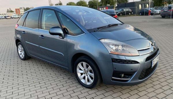 Blue Citroen c4-picasso 2011 in Marijampole, with an engine capacity of 1.56 L and mileage of 172 thousand km for 3100 €, photo 8 on AUTOMOTO.COM.LV