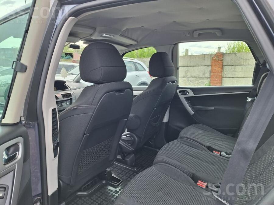 Zils Citroen c4-picasso 2011 Daugavpils, ar dzinēja tilpumu 1.60 L un nobraukumu 0 tūkst. km par 4450 €, foto 16 vietnē AUTOMOTO.COM.LV