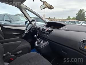 Zils Citroen c4-picasso 2011 Daugavpils, ar dzinēja tilpumu 1.60 L un nobraukumu 0 tūkst. km par 4450 €, foto 18 vietnē AUTOMOTO.COM.LV