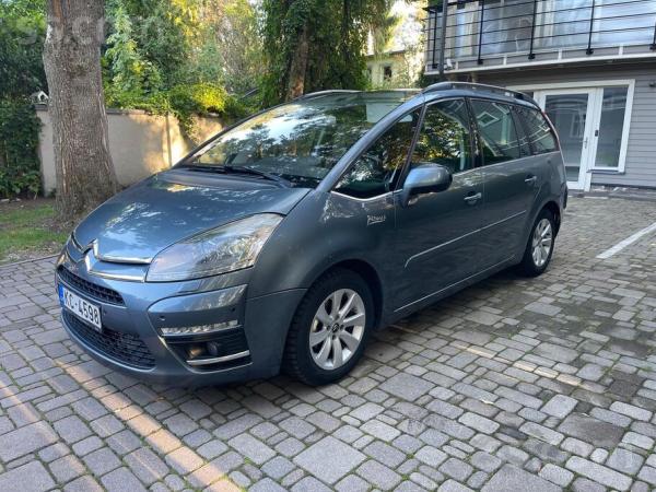 Zils Citroen c4-picasso 2011 Rīga, ar dzinēja tilpumu 1.60 L un nobraukumu 0 tūkst. km par 4500 €, foto 1 vietnē AUTOMOTO.COM.LV