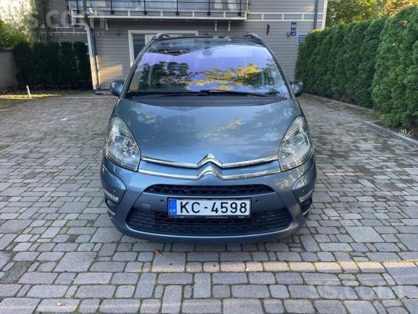 Zils Citroen c4-picasso 2011 Rīga, ar dzinēja tilpumu 1.60 L un nobraukumu 0 tūkst. km par 4500 €, foto 3 vietnē AUTOMOTO.COM.LV