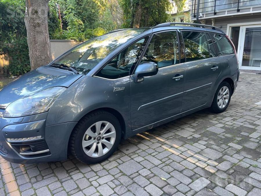 Zils Citroen c4-picasso 2011 Rīga, ar dzinēja tilpumu 1.60 L un nobraukumu 0 tūkst. km par 4500 €, foto 8 vietnē AUTOMOTO.COM.LV