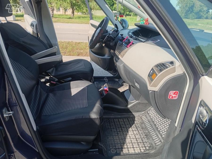 Blue Citroen c4-picasso 2012 in Vilnius, with an engine capacity of 1.60 L and mileage of 254 thousand km for 3500 €, photo 17 on AUTOMOTO.COM.LV