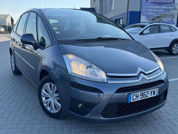 Blue Citroen c4-picasso 2012 in Taurage, with an engine capacity of 1.56 L and mileage of 224 thousand km for 2500 €, photo 2 on AUTOMOTO.COM.LV