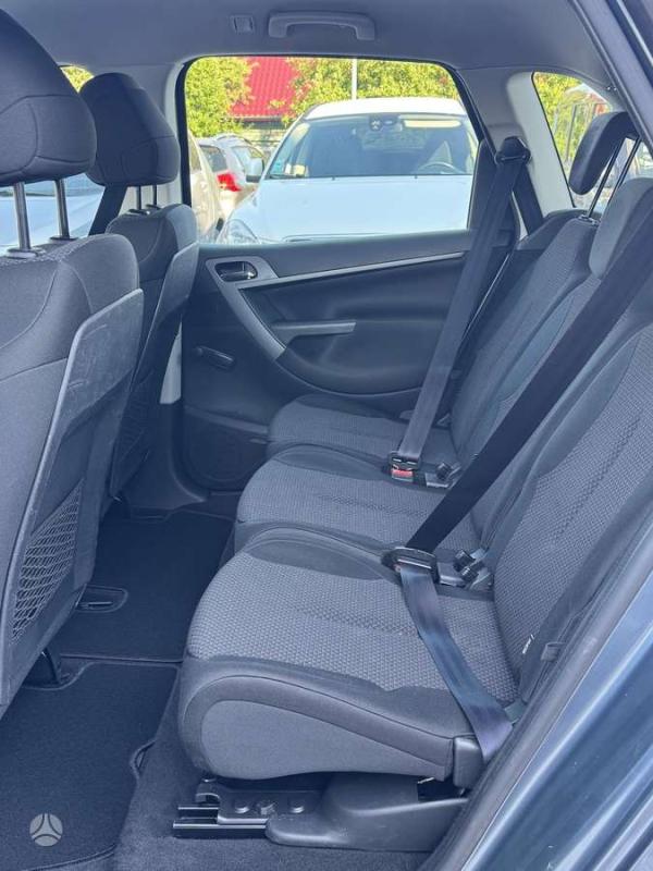 Blue Citroen c4-picasso 2012 in Taurage, with an engine capacity of 1.56 L and mileage of 224 thousand km for 2500 €, photo 9 on AUTOMOTO.COM.LV