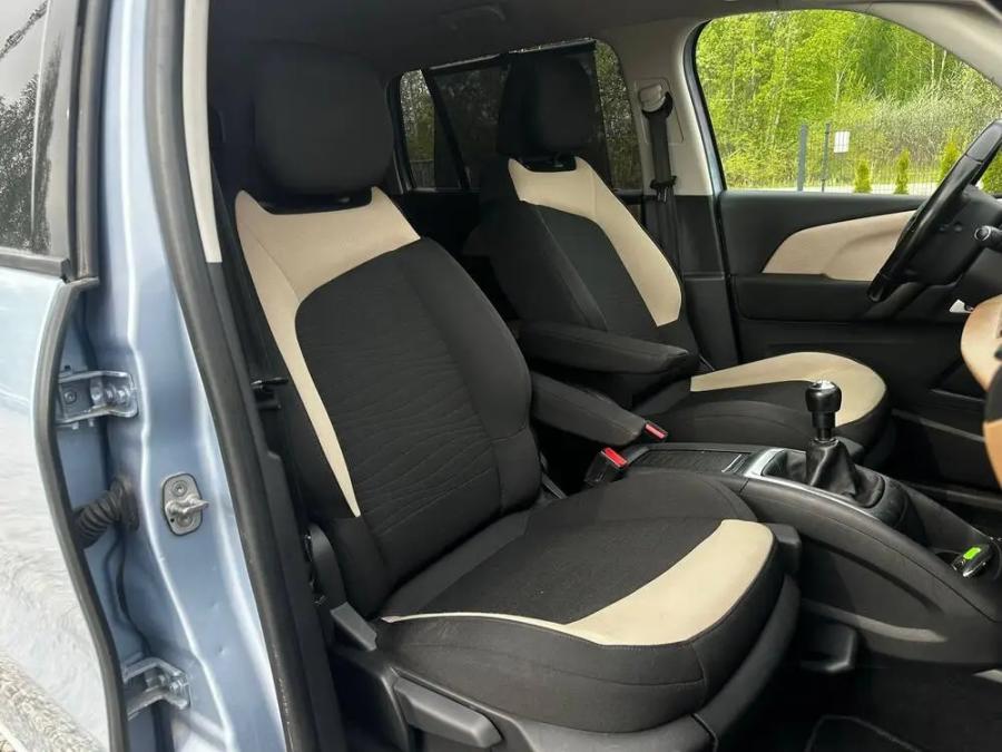 Zils Citroen c4-picasso 2013 Jelgava, ar dzinēja tilpumu 1.60 L un nobraukumu 261 tūkst. km par 4990 €, foto 10 vietnē AUTOMOTO.COM.LV