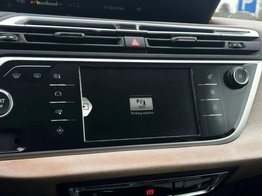 Zils Citroen c4-picasso 2013 Jelgava, ar dzinēja tilpumu 1.60 L un nobraukumu 261 tūkst. km par 4990 €, foto 23 vietnē AUTOMOTO.COM.LV