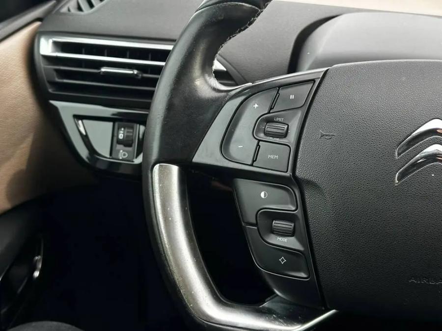 Zils Citroen c4-picasso 2013 Jelgava, ar dzinēja tilpumu 1.60 L un nobraukumu 261 tūkst. km par 4990 €, foto 30 vietnē AUTOMOTO.COM.LV