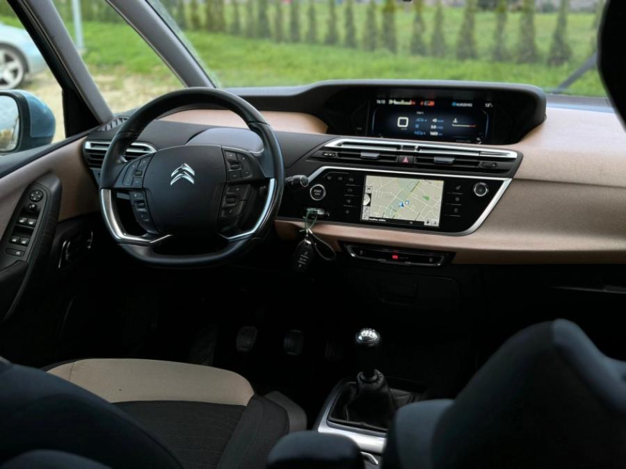 Zils Citroen c4-picasso 2013 Rīga, ar dzinēja tilpumu 1.60 L un nobraukumu 261 tūkst. km par 6490 €, foto 13 vietnē AUTOMOTO.COM.LV