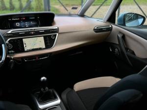 Zils Citroen c4-picasso 2013 Rīga, ar dzinēja tilpumu 1.60 L un nobraukumu 261 tūkst. km par 6490 €, foto 14 vietnē AUTOMOTO.COM.LV