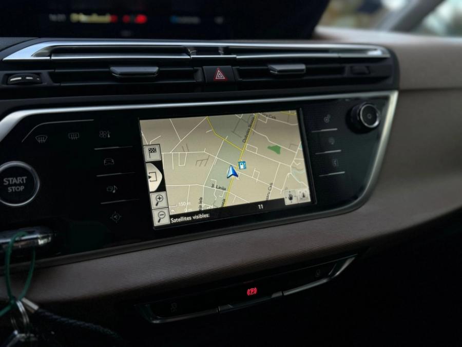 Zils Citroen c4-picasso 2013 Rīga, ar dzinēja tilpumu 1.60 L un nobraukumu 261 tūkst. km par 6490 €, foto 20 vietnē AUTOMOTO.COM.LV
