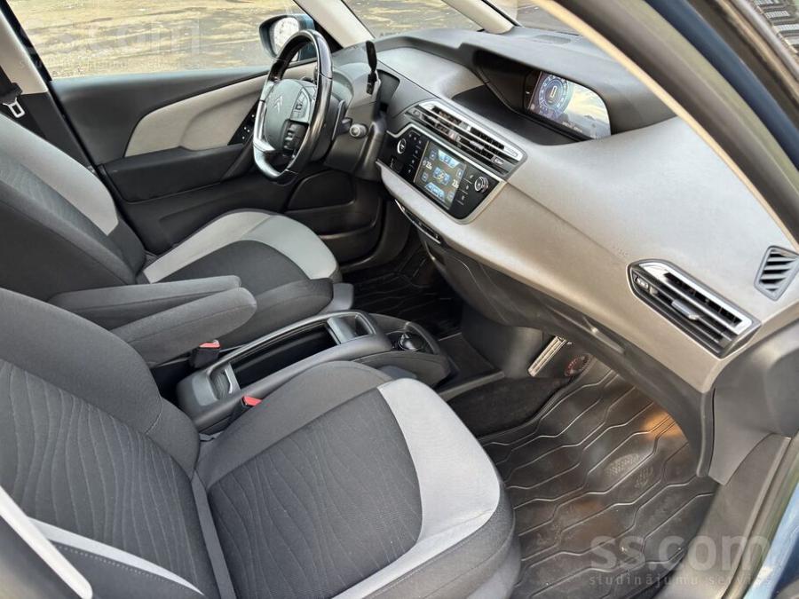 Zils Citroen c4-picasso 2014 Rīga, ar dzinēja tilpumu 2.00 L un nobraukumu 239 tūkst. km par 6950 €, foto 8 vietnē AUTOMOTO.COM.LV