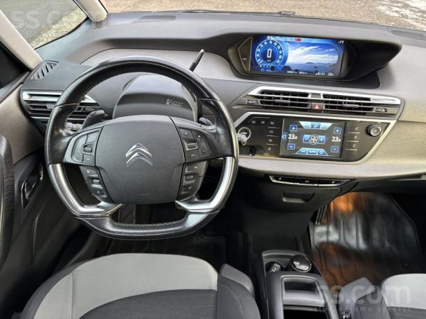 Zils Citroen c4-picasso 2014 Rīga, ar dzinēja tilpumu 2.00 L un nobraukumu 239 tūkst. km par 6950 €, foto 9 vietnē AUTOMOTO.COM.LV