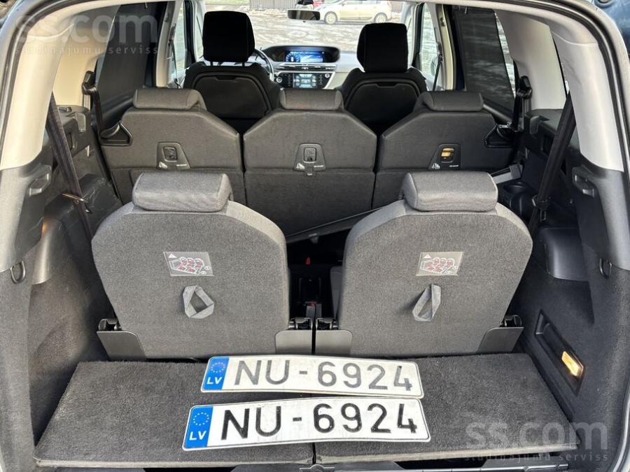 Zils Citroen c4-picasso 2014 Rīga, ar dzinēja tilpumu 2.00 L un nobraukumu 239 tūkst. km par 6950 €, foto 10 vietnē AUTOMOTO.COM.LV