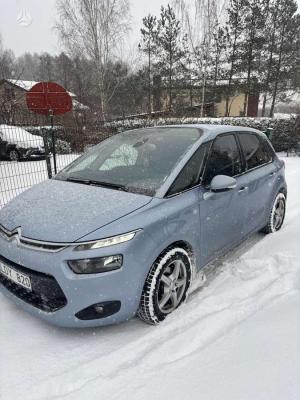 Blue Citroen c4-picasso 2014 in Vilnius, with an engine capacity of 1.56 L and mileage of 276 thousand km for 5300 €, photo 2 on AUTOMOTO.COM.LV
