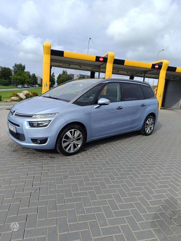 Zils Citroen c4-picasso 2014 Plungė, ar dzinēja tilpumu 2.00 L un nobraukumu 256 tūkst. km par 5600 €, foto 4 vietnē AUTOMOTO.COM.LV