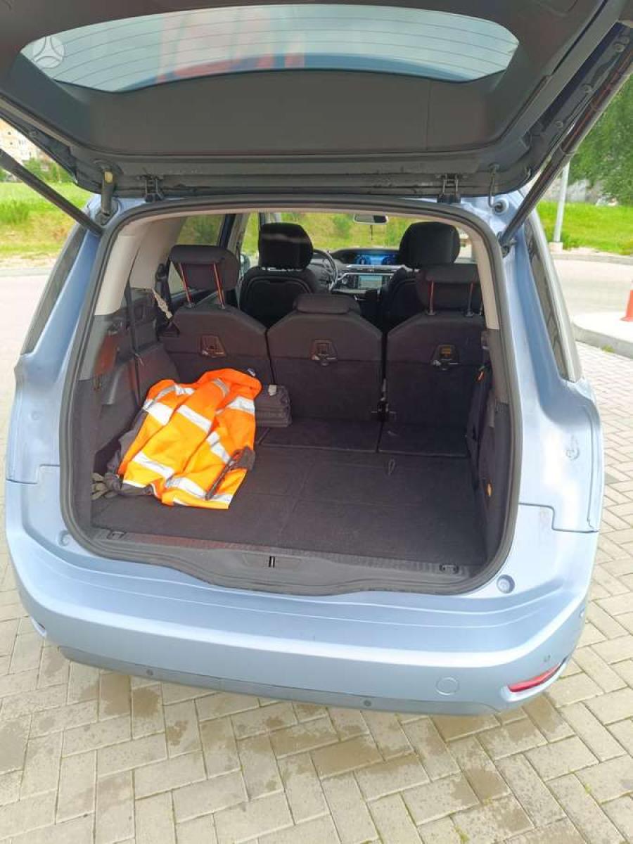 Blue Citroen c4-picasso 2014 in Plunge, with an engine capacity of 2.00 L and mileage of 256 thousand km for 5600 €, photo 23 on AUTOMOTO.COM.LV