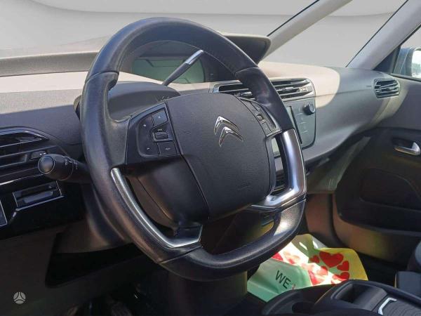 Blue Citroen c4-picasso 2014 in Vilnius, with an engine capacity of 1.60 L and mileage of 238 thousand km for 4900 €, photo 8 on AUTOMOTO.COM.LV