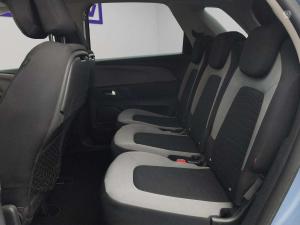 Blue Citroen c4-picasso 2014 in Vilnius, with an engine capacity of 1.60 L and mileage of 279 thousand km for 5299 €, photo 12 on AUTOMOTO.COM.LV