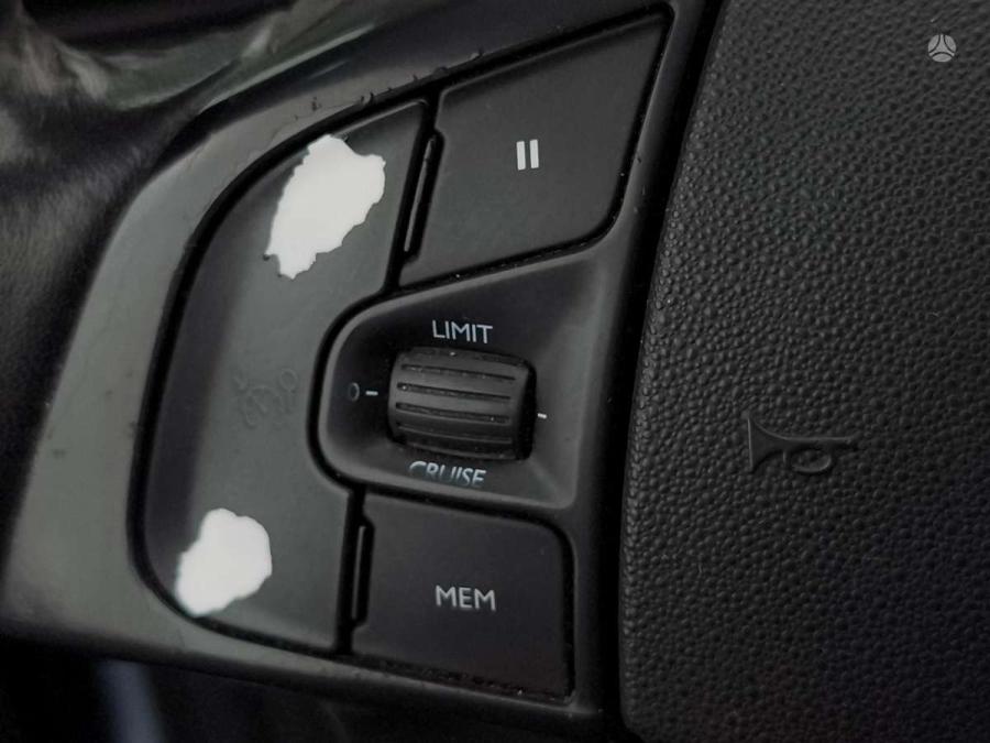 Blue Citroen c4-picasso 2014 in Vilnius, with an engine capacity of 1.60 L and mileage of 279 thousand km for 5299 €, photo 16 on AUTOMOTO.COM.LV