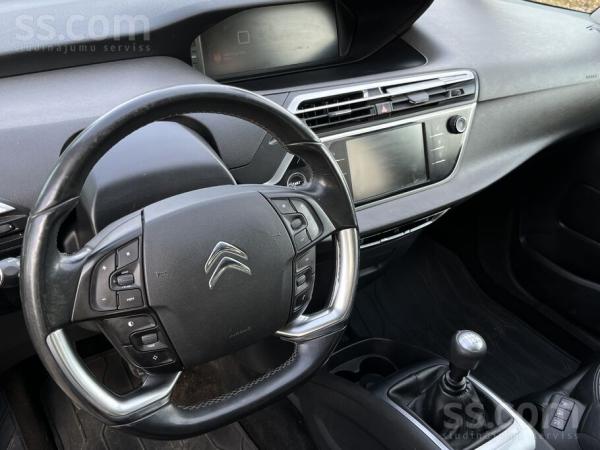 Zils Citroen c4-picasso 2014 Rīga, ar dzinēja tilpumu 2.00 L un nobraukumu 276 tūkst. km par 4850 €, foto 8 vietnē AUTOMOTO.COM.LV