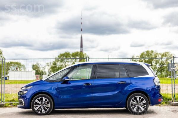 Zils Citroen c4-picasso 2016 Rīga, ar dzinēja tilpumu 2.00 L un nobraukumu 185 tūkst. km par 12990 €, foto 4 vietnē AUTOMOTO.COM.LV