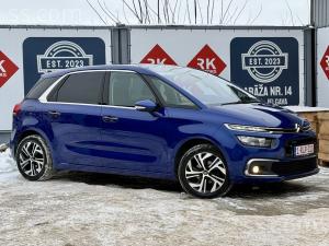 Синий Ситроен С4 Пикассо 2017 в Елгава, объемом двигателя 1.20 л и пробегом 136 тыс. км за 7000 €, фото 6 на AUTOMOTO.COM.LV