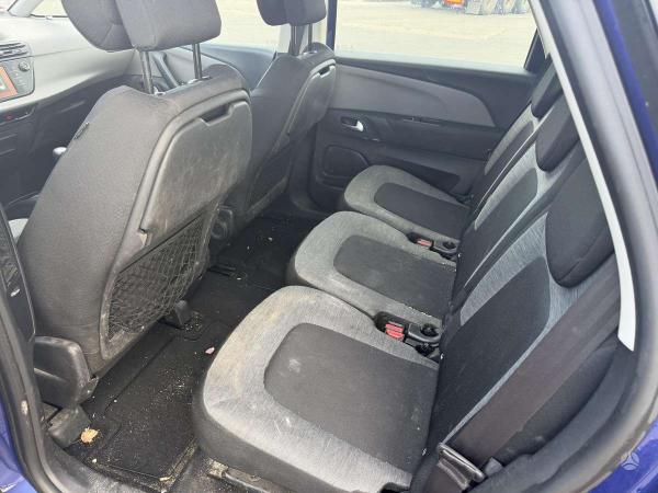 Zils Citroen c4-picasso 2017 Tauragė, ar dzinēja tilpumu 1.20 L un nobraukumu 155 tūkst. km par 4400 €, foto 6 vietnē AUTOMOTO.COM.LV
