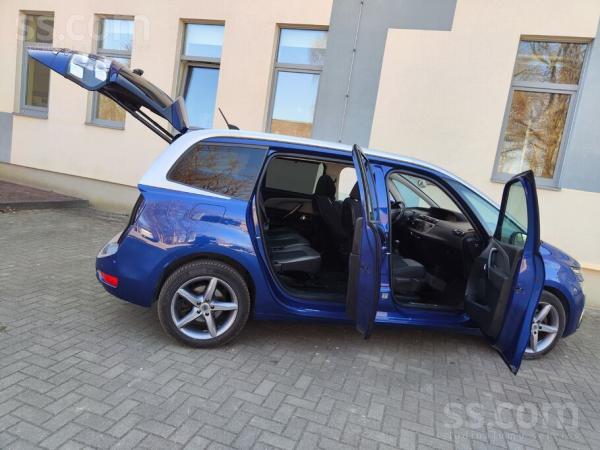 Blue Citroen c4-picasso 2018 in Jelgava, with an engine capacity of 2.00 L and mileage of 0 thousand km for 9990 €, photo 9 on AUTOMOTO.COM.LV