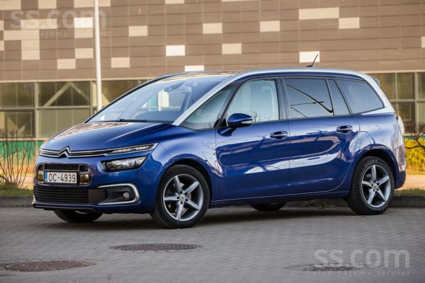 Blue Citroen c4-picasso 2018 in Jelgava, with an engine capacity of 2.00 L and mileage of 0 thousand km for 8990 €, photo 1 on AUTOMOTO.COM.LV
