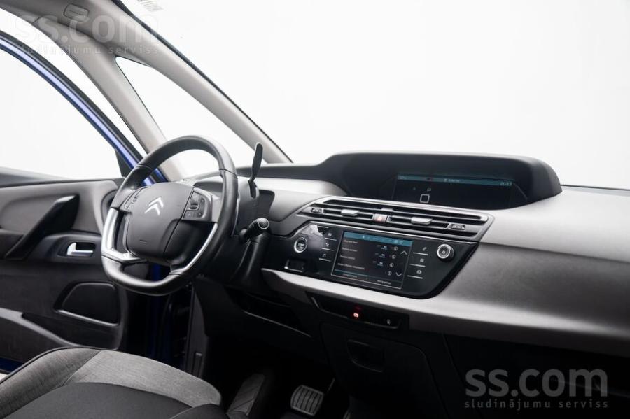 Синий Ситроен С4 Пикассо 2018 в Таллин, объемом двигателя 1.20 л и пробегом 228 тыс. км за 7499 €, фото 15 на AUTOMOTO.COM.LV