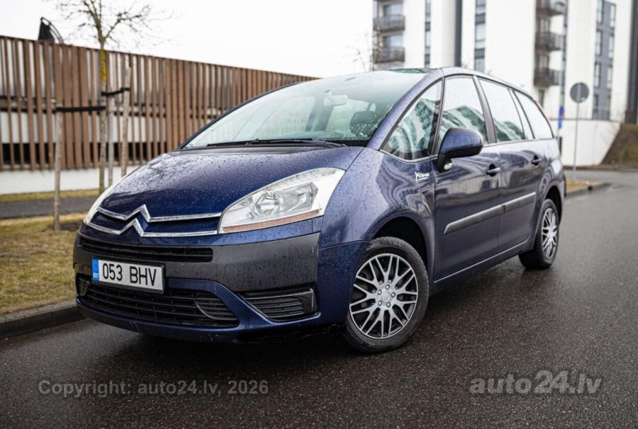 Blue Citroen c4-picasso 2007 in Tallinn, with an engine capacity of 2.00 L and mileage of 199 thousand km for 2998 €, photo 1 on AUTOMOTO.COM.LV