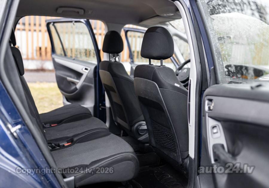 Zils Citroen c4-picasso 2007 Tallina, ar dzinēja tilpumu 2.00 L un nobraukumu 199 tūkst. km par 2998 €, foto 12 vietnē AUTOMOTO.COM.LV