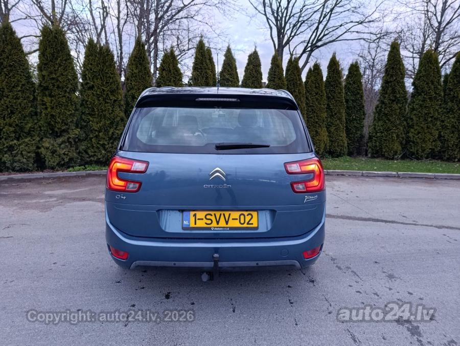 Blue Citroen c4-picasso 2014 in Tallinn, with an engine capacity of 1.60 L and mileage of 278 thousand km for 5499 €, photo 16 on AUTOMOTO.COM.LV