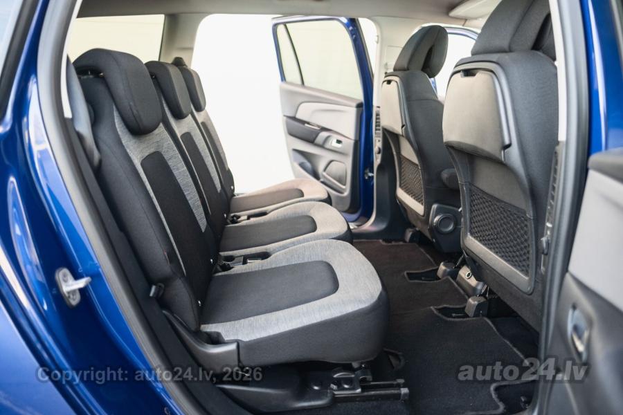 Blue Citroen c4-picasso 2017 in Tallinn, with an engine capacity of 1.20 L and mileage of 178 thousand km for 7999 €, photo 13 on AUTOMOTO.COM.LV