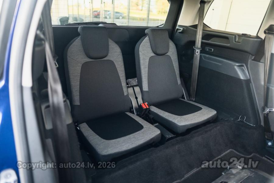 Blue Citroen c4-picasso 2017 in Tallinn, with an engine capacity of 1.20 L and mileage of 178 thousand km for 7999 €, photo 14 on AUTOMOTO.COM.LV
