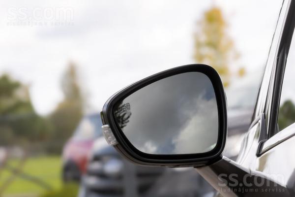 Ситроен С4 Пикассо 2017 в Елгава на AUTOMOTO.COM.LV Коричневый Ситроен С4 Пикассо 2017 в Елгава, объемом двигателя 1.20 л и пробегом 0 тыс. км за 8700 €, фото 8 на AUTOMOTO.COM.LV