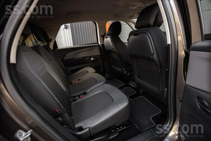 Brūns Citroen c4-picasso 2017 Jelgava, ar dzinēja tilpumu 1.20 L un nobraukumu 0 tūkst. km par 8700 €, foto 10 vietnē AUTOMOTO.COM.LV
