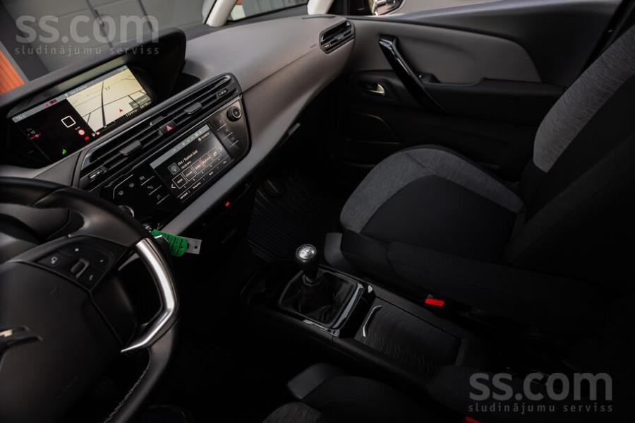 Brūns Citroen c4-picasso 2017 Jelgava, ar dzinēja tilpumu 1.20 L un nobraukumu 0 tūkst. km par 8700 €, foto 17 vietnē AUTOMOTO.COM.LV