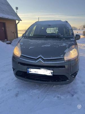 Brown Citroen c4-picasso 2007 in Kupiskis, with an engine capacity of 1.56 L and mileage of 259 thousand km for 1200 €, photo 2 on AUTOMOTO.COM.LV