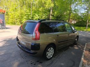 Brown Citroen c4-picasso 2008 in Pagegiai, with an engine capacity of 1.60 L and mileage of 314 thousand km for 1800 €, photo 8 on AUTOMOTO.COM.LV