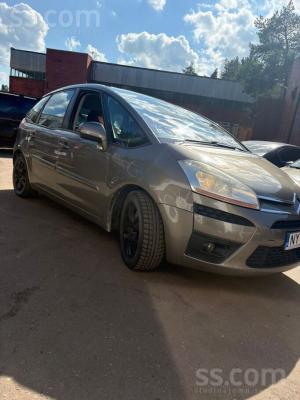 Brūns Citroen c4-picasso 2008 Jūrmala, ar dzinēja tilpumu 1.60 L un nobraukumu 178 tūkst. km par 1500 €, foto  vietnē AUTOMOTO.COM.LV