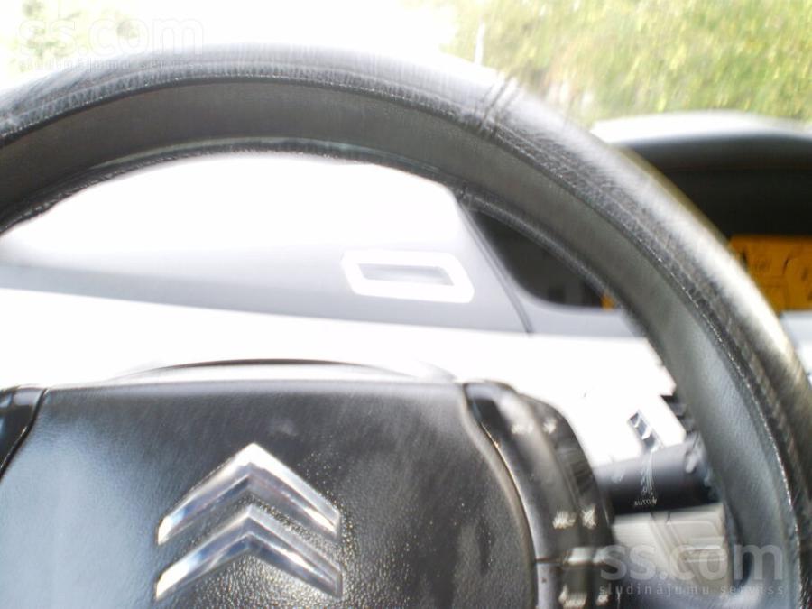 Brūns Citroen c4-picasso 2008 Daugavpils, ar dzinēja tilpumu 1.60 L un nobraukumu 274 tūkst. km par 2180 €, foto 23 vietnē AUTOMOTO.COM.LV